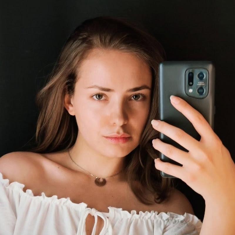 Indigo Waffles ASMR - All videos @ The ASMR Index