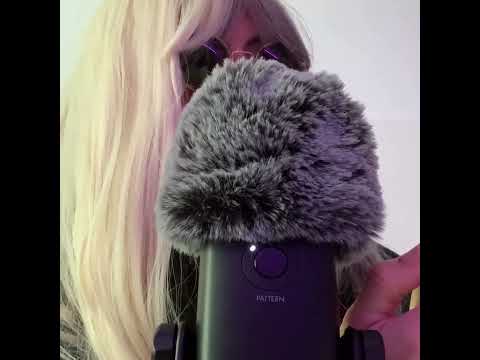Cut cut 🐔 #asmr #cuts #asmrtist #fast #tapping #books #deutsch #wigs # ...