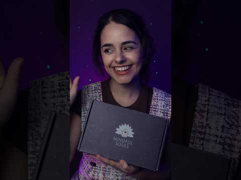 tiny hands ASMR - All videos @ The ASMR Index