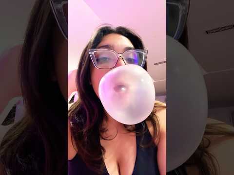 BUBBLE GUM ASMR | blowing bubble gum sounds popping #chewinggum #bubble