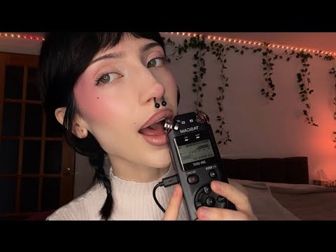 Gentle Mic Biting && Licking ASMR *no talking*