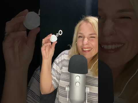 ASMR FR / Je fais des bulles #shortsasmr #asmrfr #asmrfrançais #asmrfrance