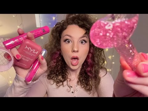 ASMR DOING YOUR MAKEUP WITH ONLY PINK ITEMS💕(fast asmr) 💤