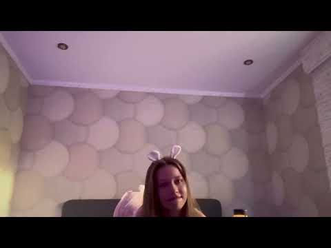 ASMR || the rabbit makes sounds that are pleasant to your ears, wet sounds